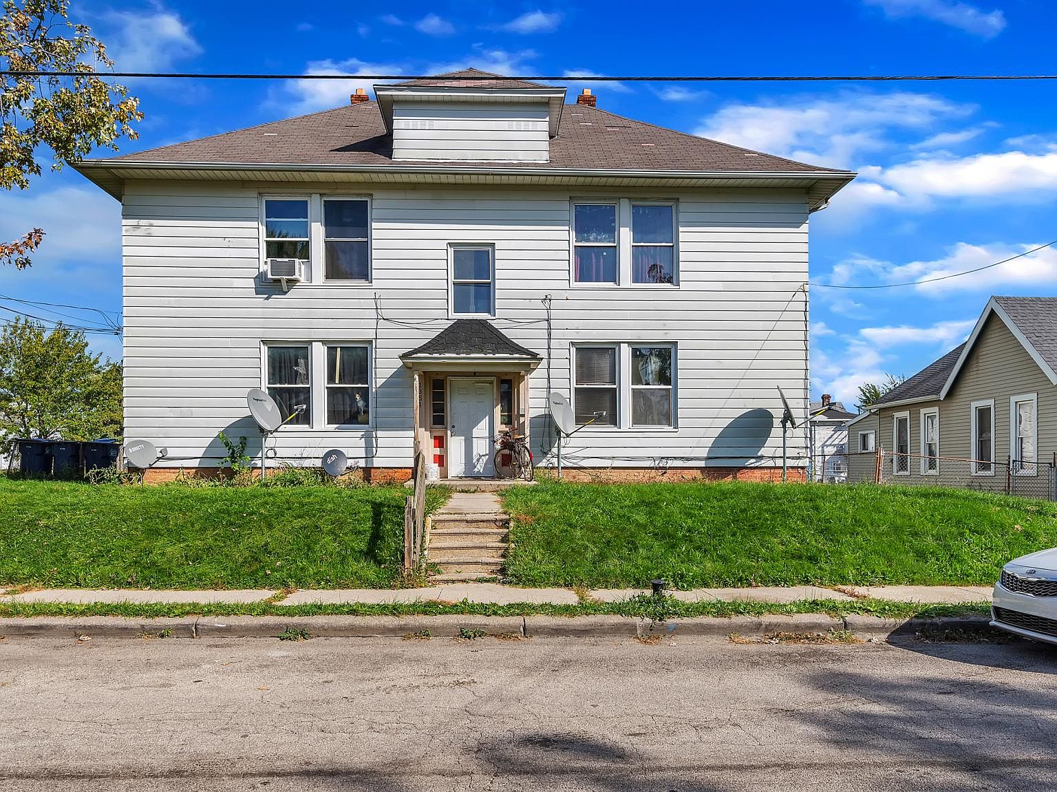 1351 Felt St, Toledo, OH 43605 | Zillow