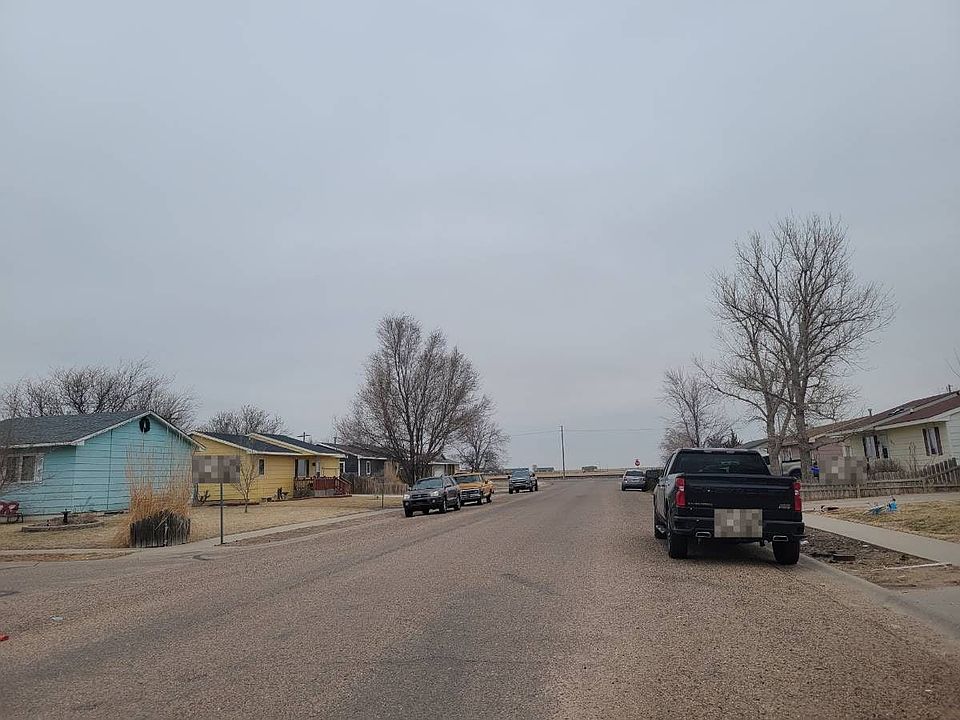 110 Santa Fe Ave, Holcomb, KS 67851 | Zillow