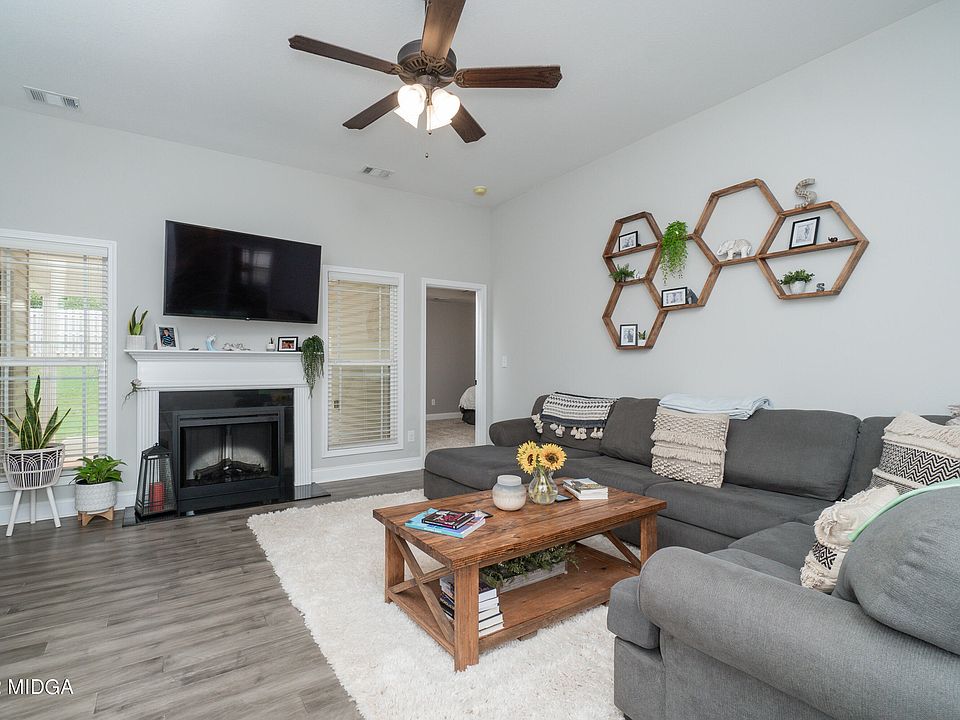 127 Hawks Ridge Trce, Byron, GA 31008 | Zillow