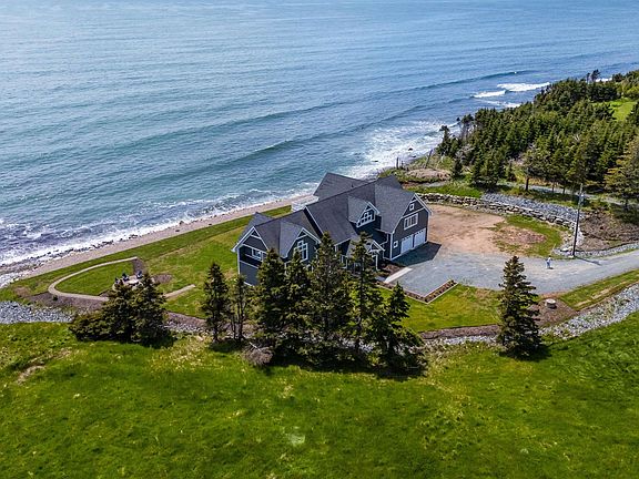 210 Moss Close, Halifax, NS B2Z 1S5 | MLS #202513656 | Zillow