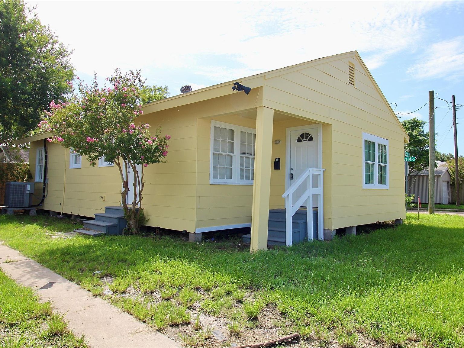 1324 57th St, Galveston, TX 77551 | MLS #70974157 | Zillow