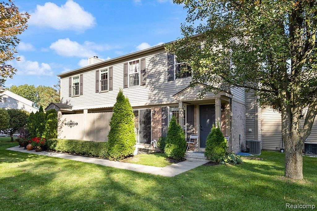 180 Pine Tree Ridge Dr UNIT 3, Waterford, MI 48327 | Zillow