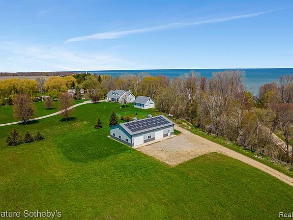 6880 N Lakeshore Rd, Port Hope, MI 48468 | MLS #20230036104 | Zillow