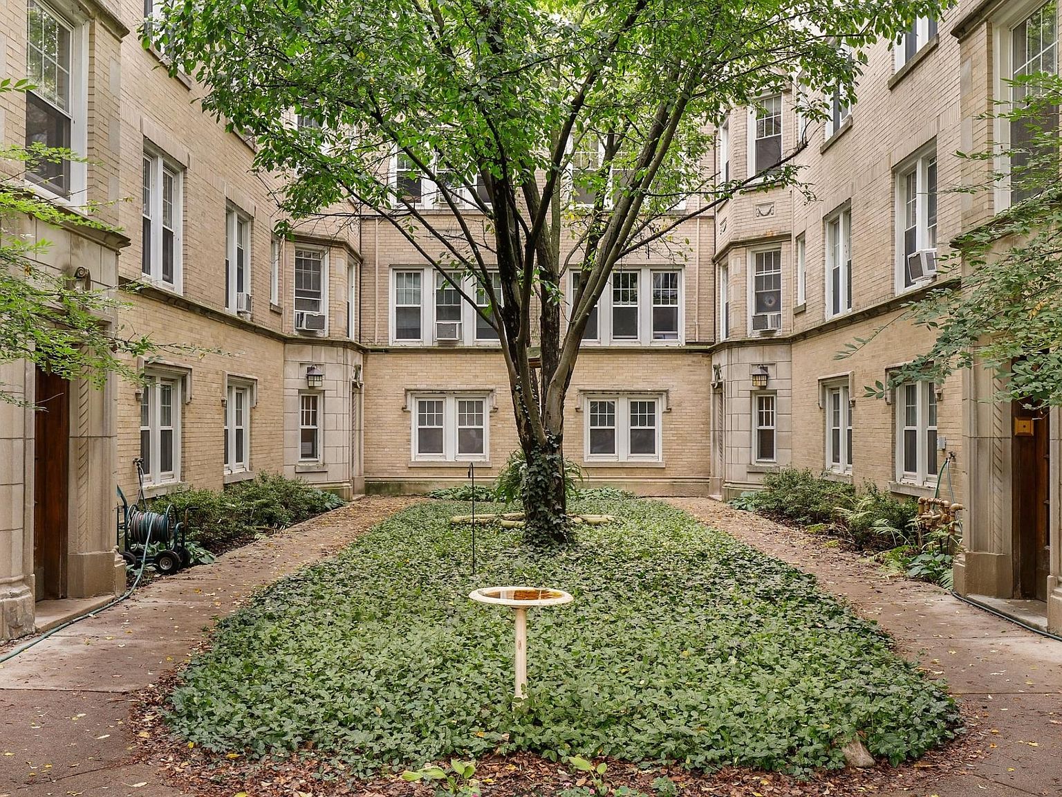 1433 W Elmdale Ave #3N, Chicago, IL 60660 | Zillow