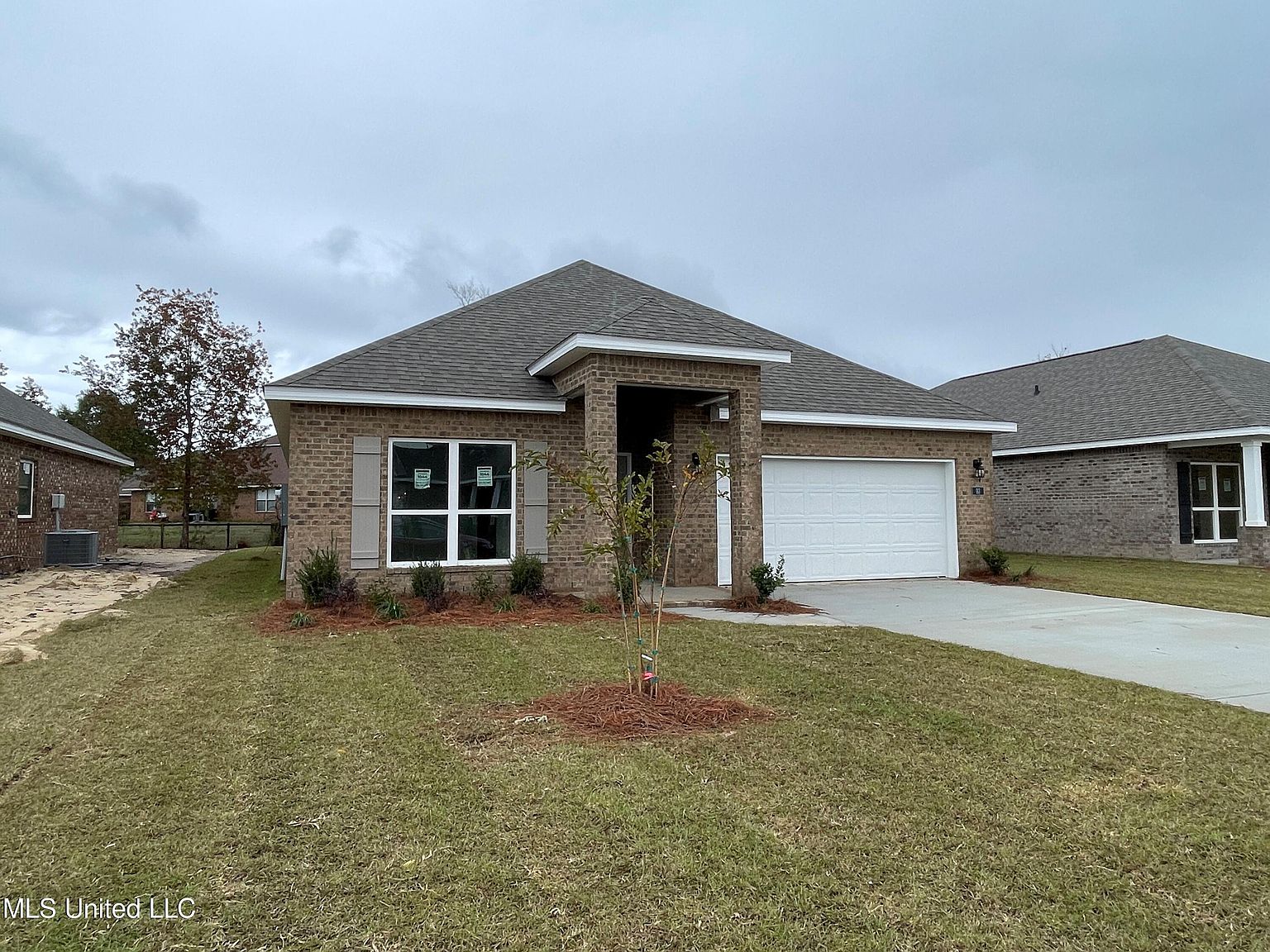 93 Saltmeadow Cir, Ocean Springs, MS 39564 | Zillow