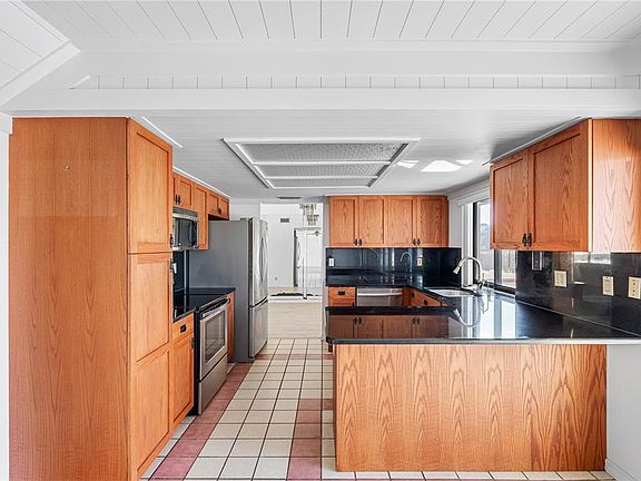 1104 Kingfish Pl, Apollo Beach, FL 33572 | MLS #TB8315762 | Zillow