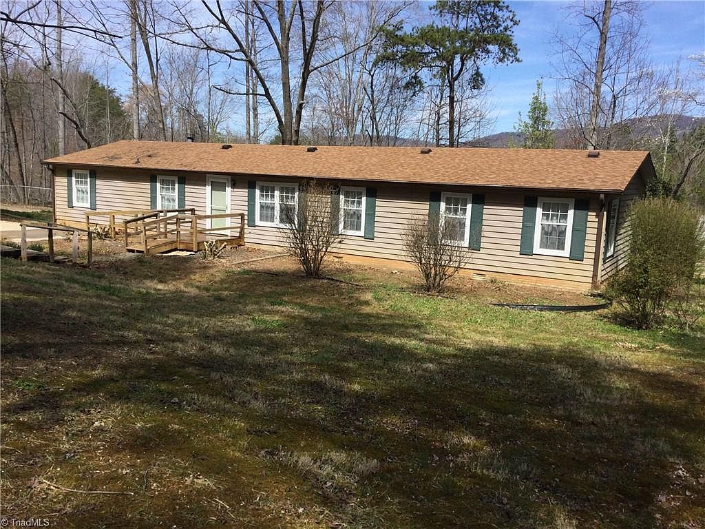 1027 Old Wagon Rd, King, NC 27021 | Zillow