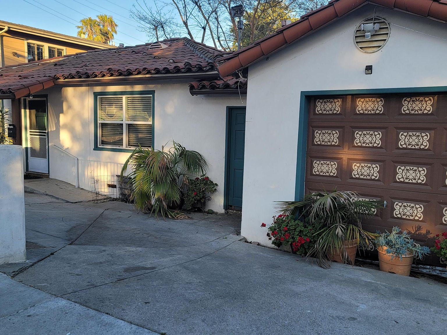 1130 Hutash St, Santa Barbara, CA 93103 | Zillow