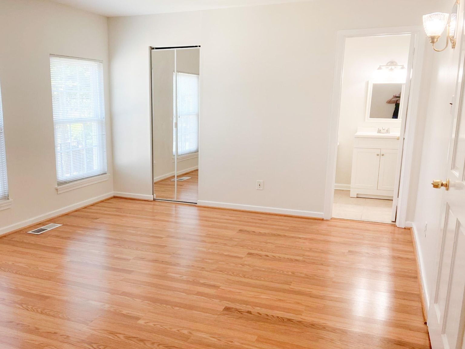 48 Skipwith Green Cir, Henrico, VA 23294 | Zillow