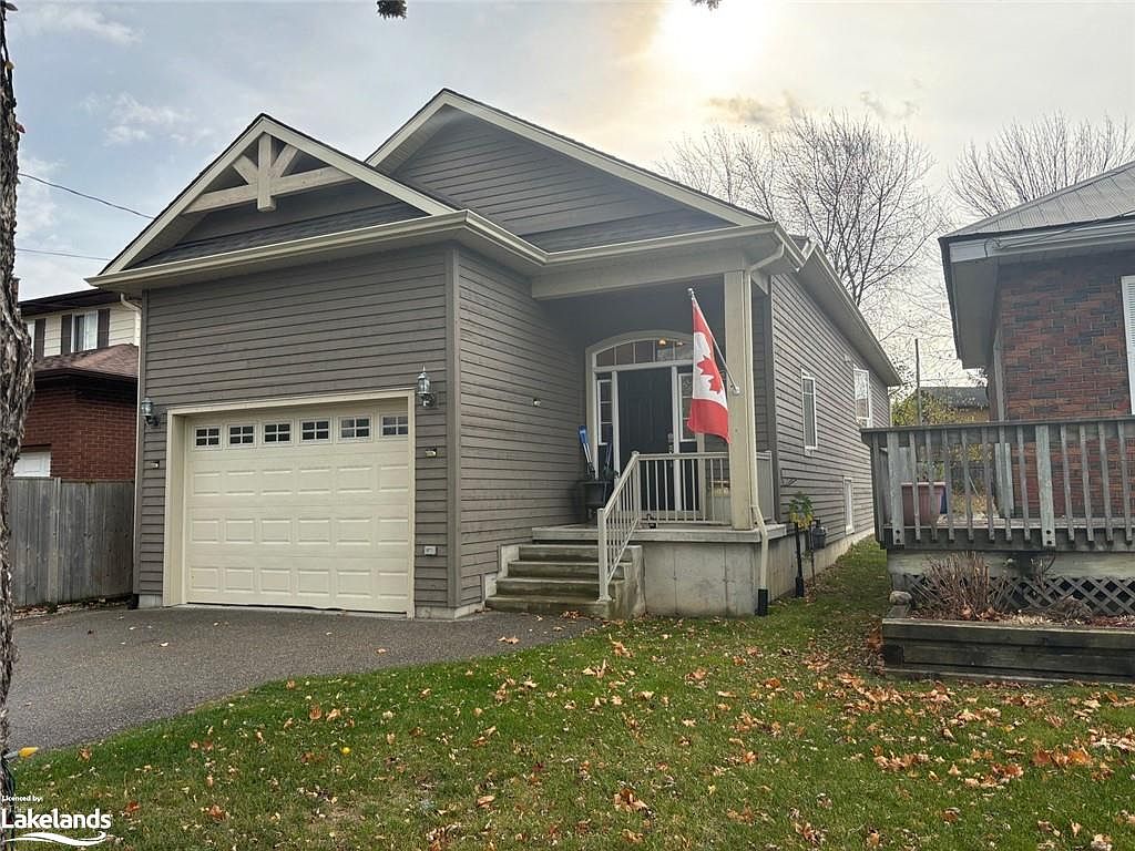 38 Rodney St, Collingwood, ON L9Y 1C8 | MLS #40674224 | Zillow