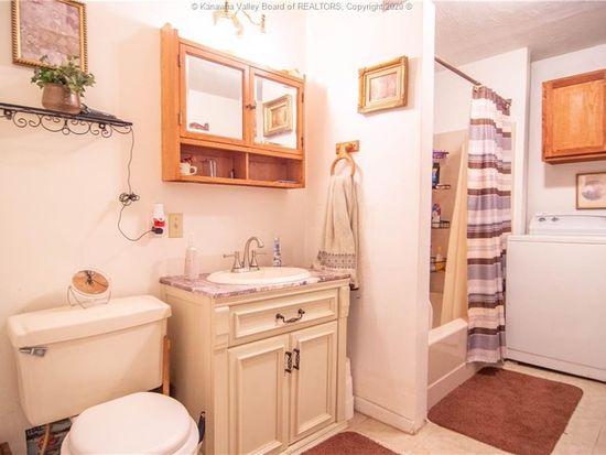 26 Peppermint Ln, Myra, WV 25544 | Zillow