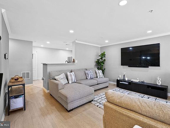 2639 S Everly Dr, Frederick, MD 21701 | Zillow