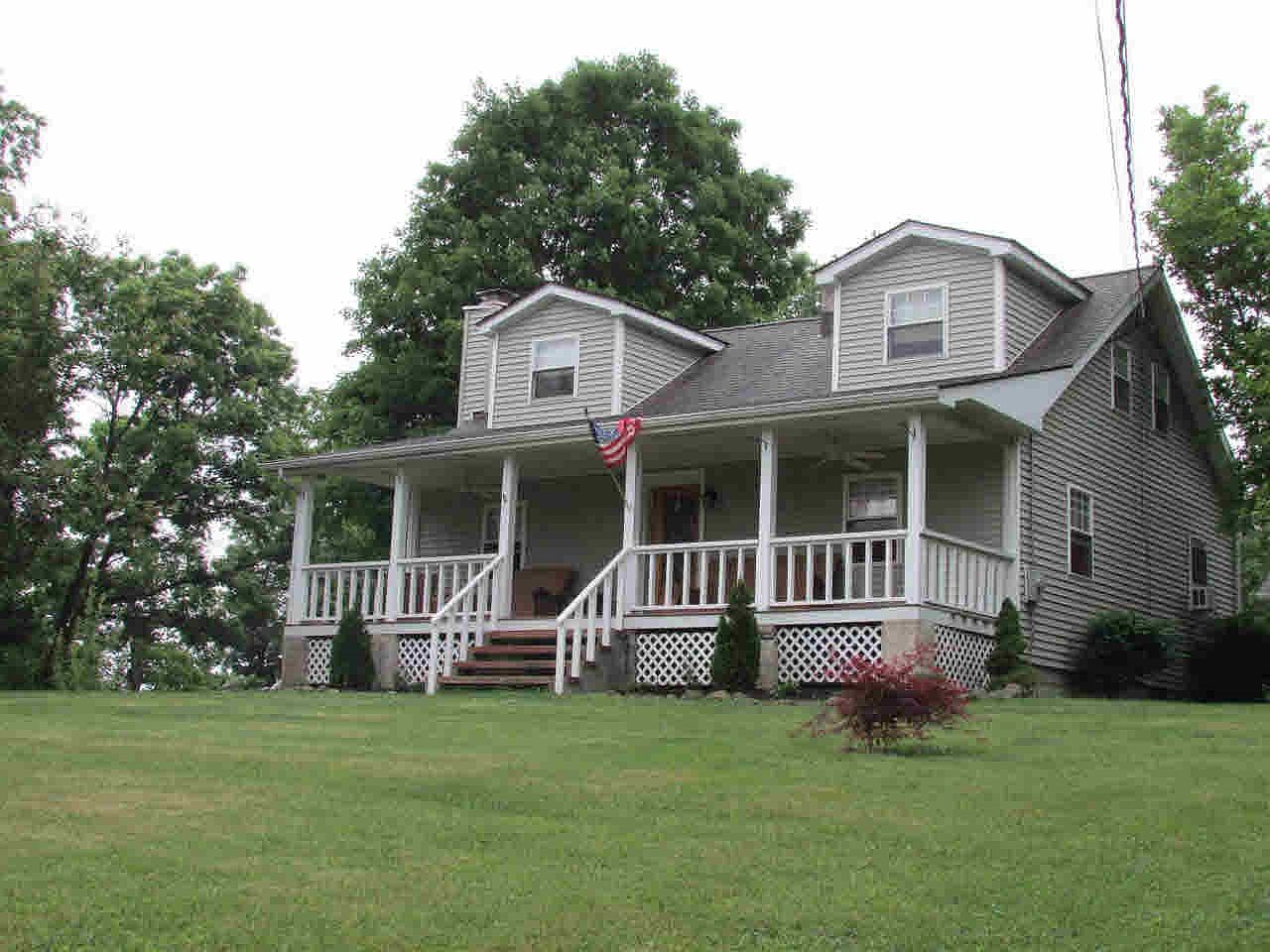 238 Ring Rd, Salt Point, NY 12578 | Zillow