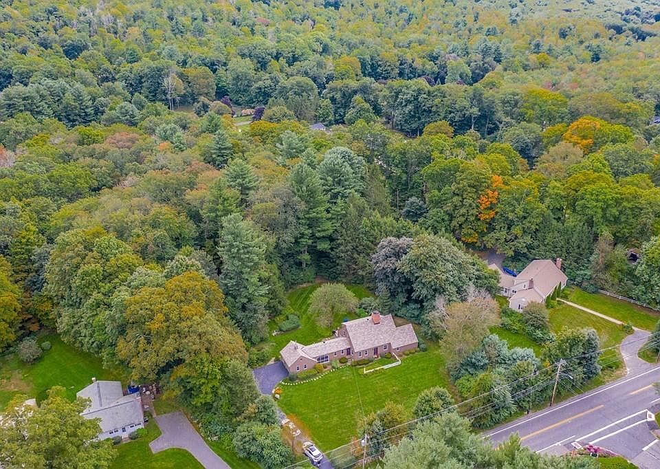 188 Main St, Wilbraham, MA 01095 | Zillow