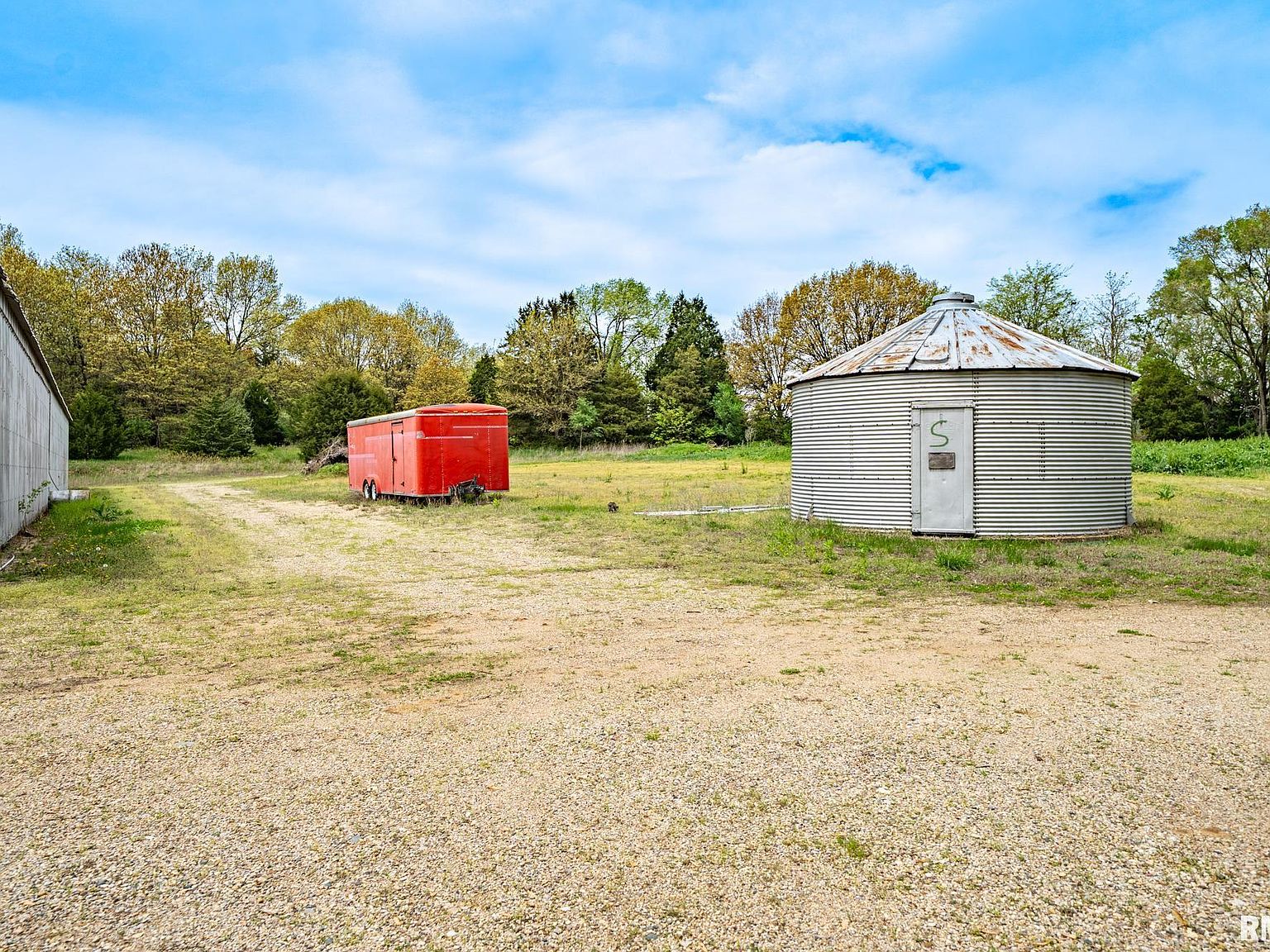 311 N 2nd St, Forest City, IL 61532 | Zillow