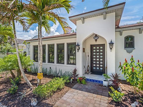 313 Harbor Dr S, Venice, FL 34285 | MLS #N6133645 | Zillow