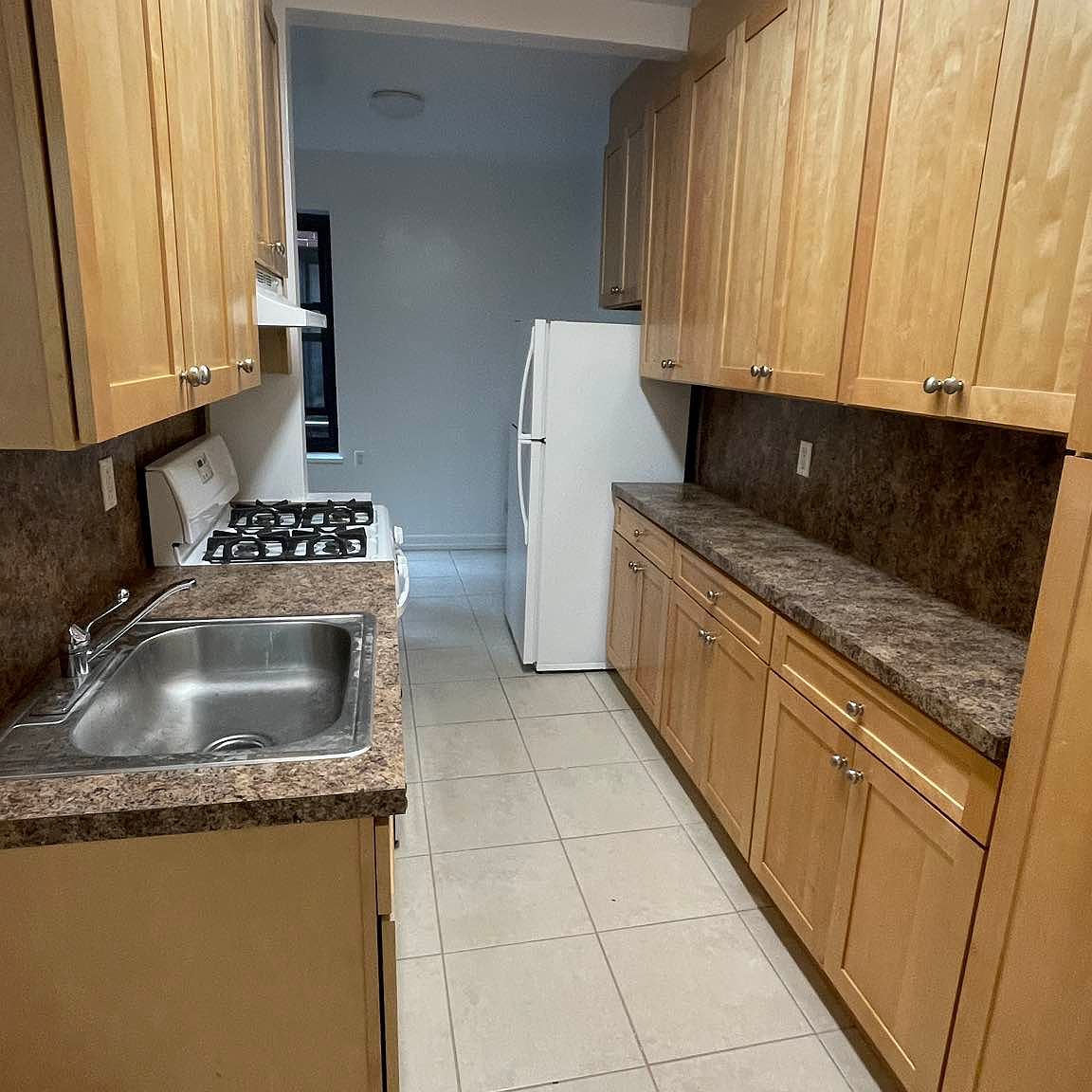 72-10 112th St #3E, Queens, NY 11375 | Zillow
