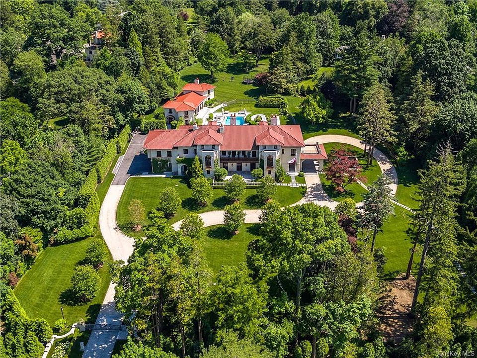 4 Heathcote Rd, Scarsdale, NY 10583 | Zillow