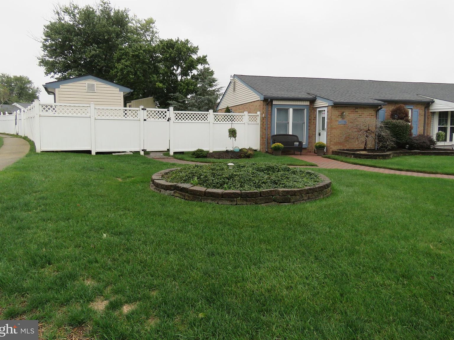 2932 Kinsman Ct, Bensalem, PA 19020 | Zillow