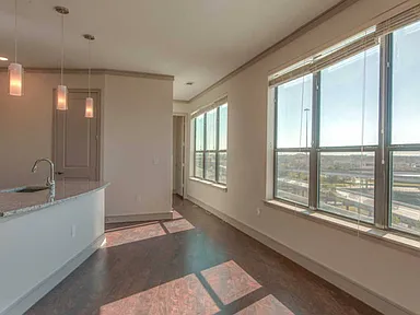 2117 Chenevert St Houston TX | Zillow