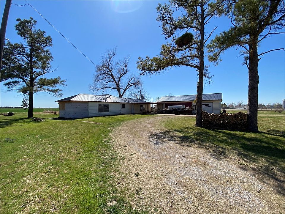 95 E 1st St, Amber, OK 73004 | Zillow