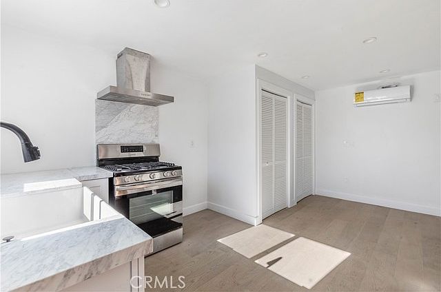 6155 Packard St, Los Angeles, CA 90035 | Zillow