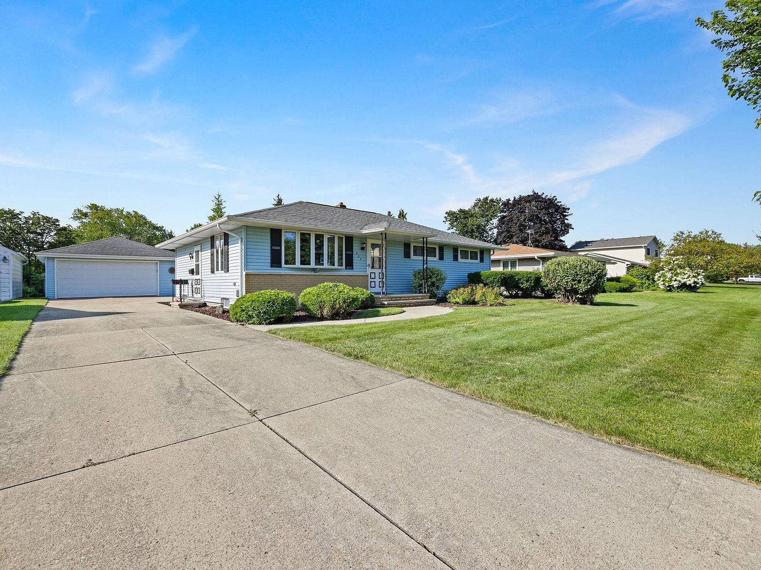 231 W Pershing St, Appleton, WI 54911 | Zillow