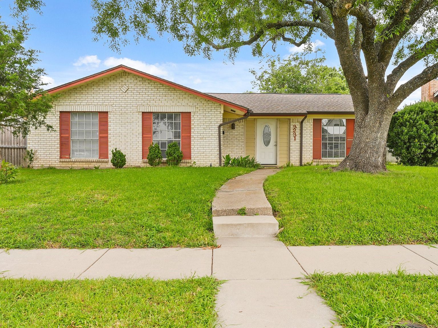 3231 Rockne Ln, Mesquite, TX 75150 | Zillow