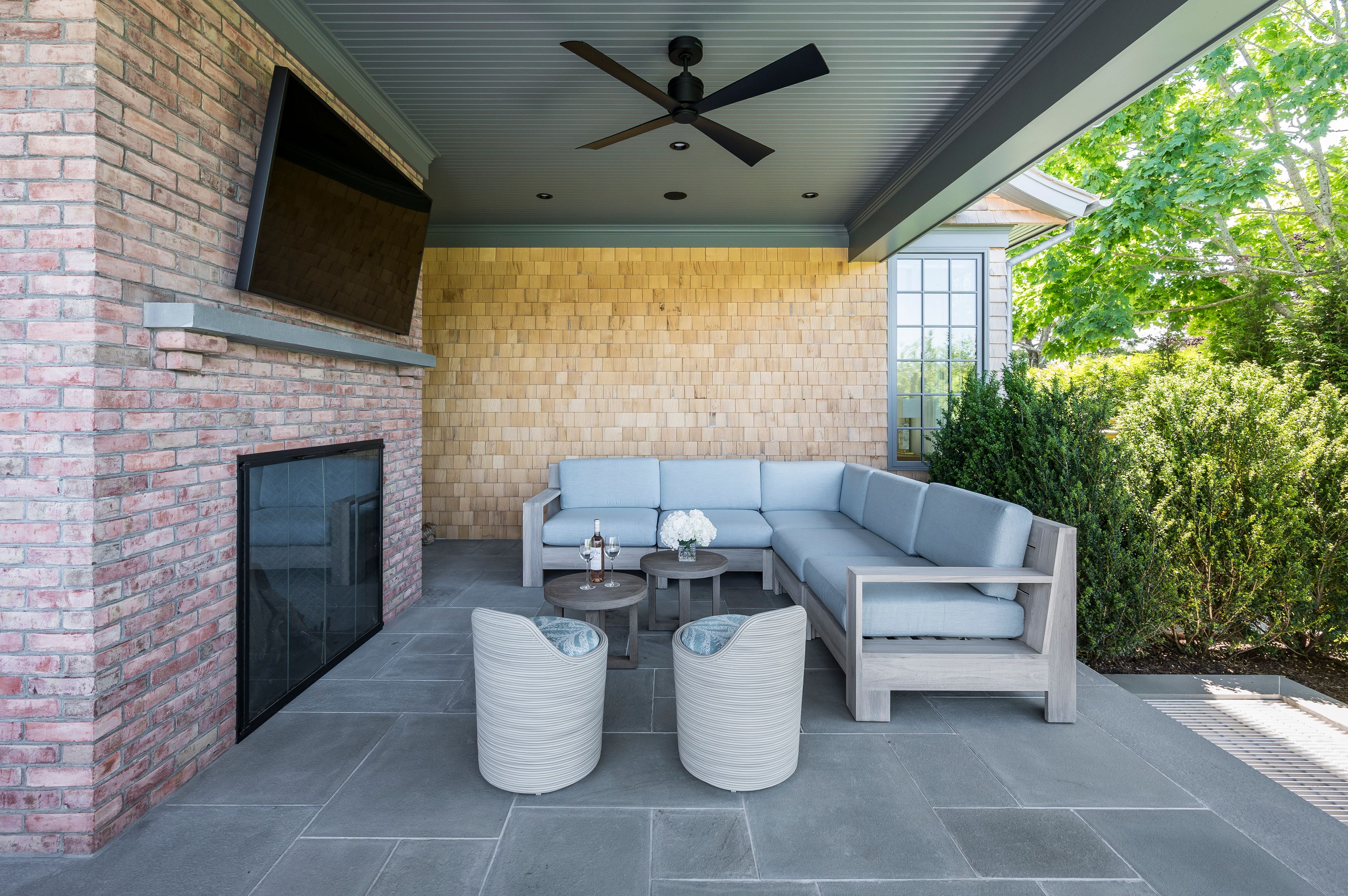 73 Pleasant Ln, Southampton, NY 11968 | Out East