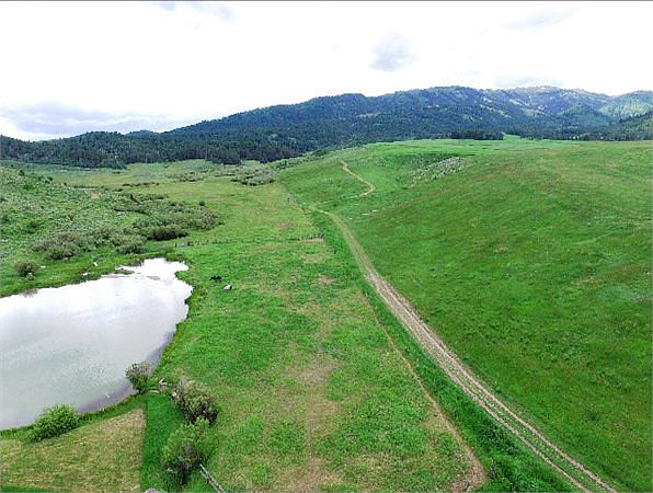 293 State Line Rd, Wayan, ID 83285 | Zillow