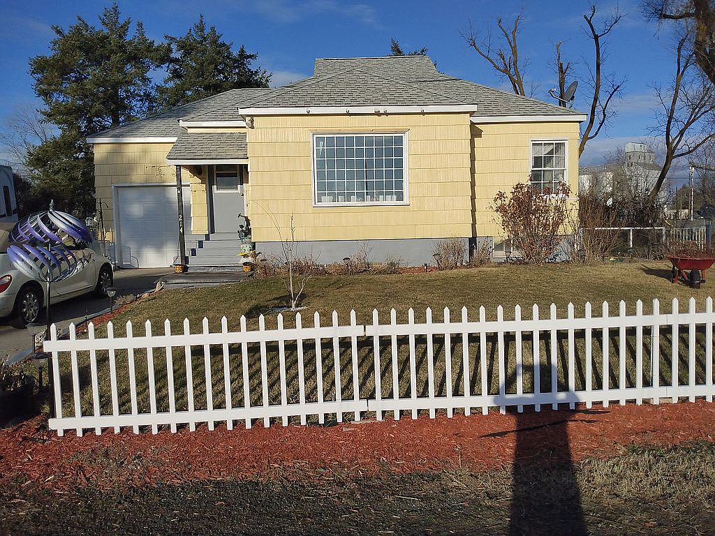 214 Range St, Hartline, WA 99135 | Zillow