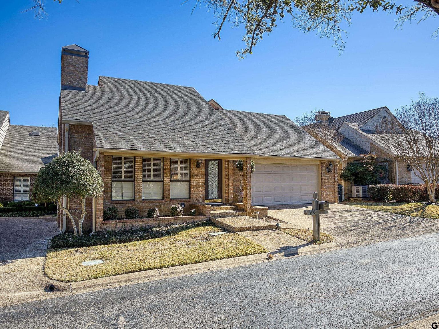 906 Woodhall Ct, Tyler, TX 75703 | MLS #25001530 | Zillow