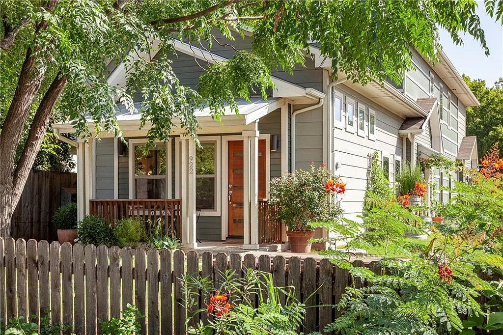 922 E 52nd St, Austin, TX 78751 | Zillow