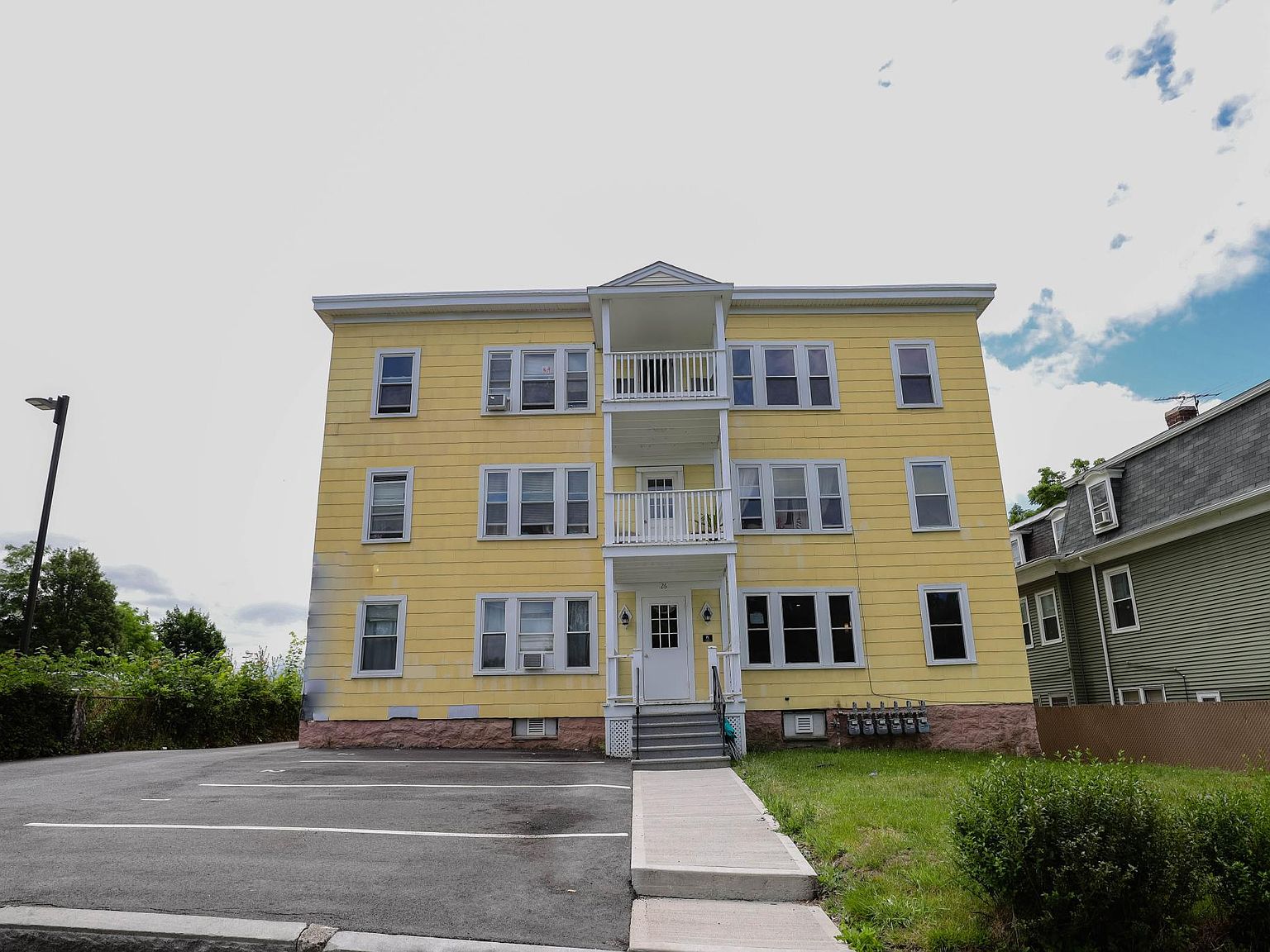26 Catharine St APT 6, Worcester, MA 01605 | Zillow