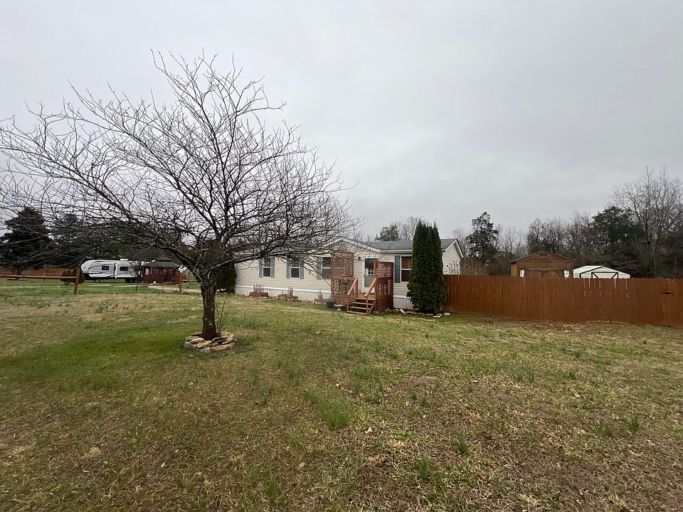 3327 Mina Station Rd, Winchester, KY 40391 | Zillow