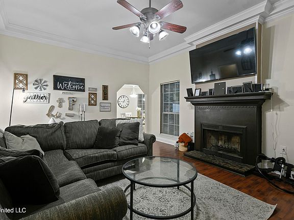 1113 Glendale Pl, Gulfport, MS 39507 | MLS #4076409 | Zillow