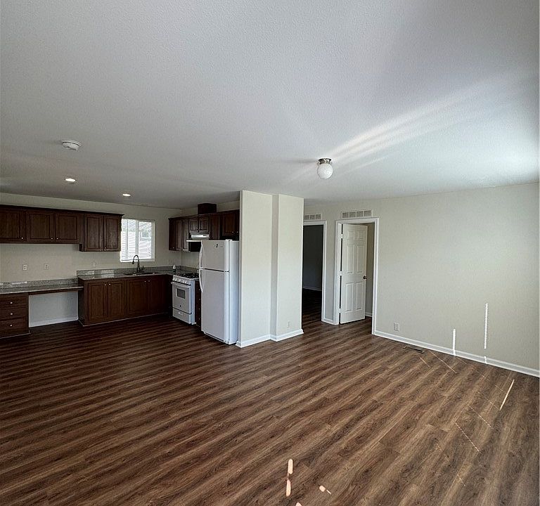 1134 Villa Calimesa Ln SPACE 87, Calimesa, CA 92320 | Zillow