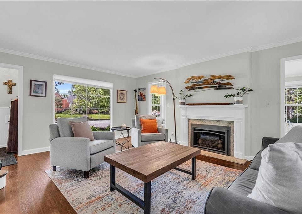 100 Morningside Dr, Kansas City, MO 64113 | Zillow