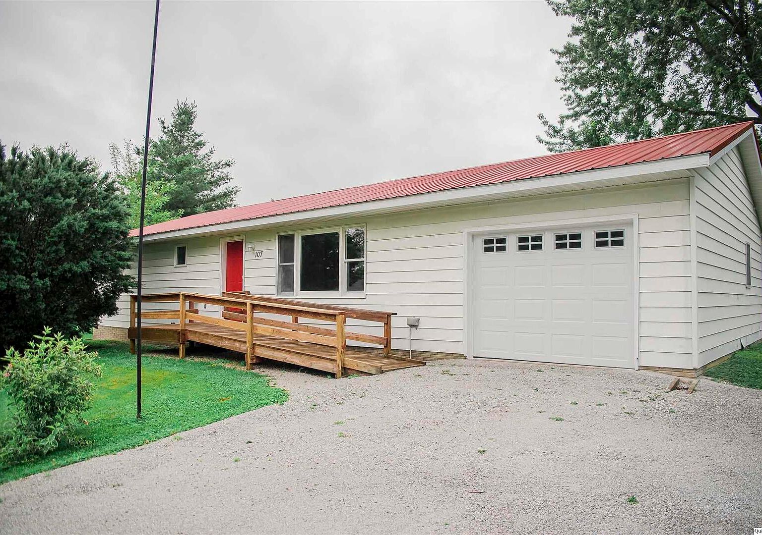 107 N 1st St, West Point, IL 62380 | MLS #12393598 | Zillow