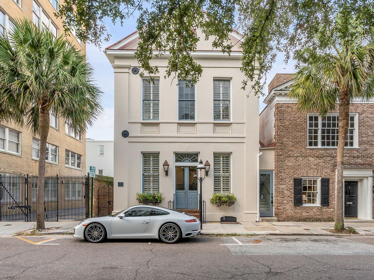 7 State St #B, Charleston, SC 29401 | MLS #23021464 | Zillow