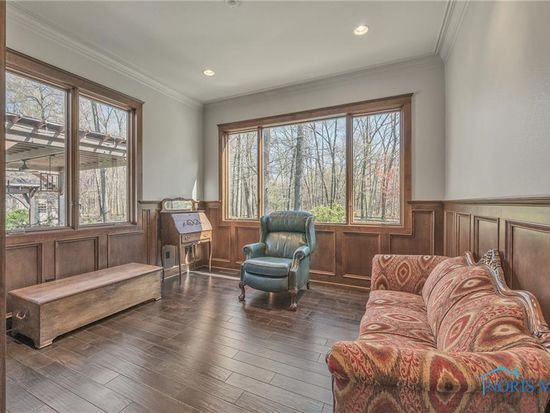 10915 Reed Rd, Monclova, OH 43542 | MLS #6068275 | Zillow