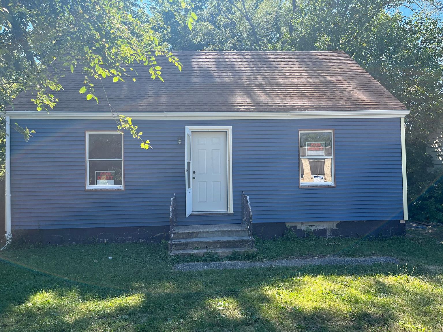 2205 N Monroe St, Decatur, IL 62526 | Zillow