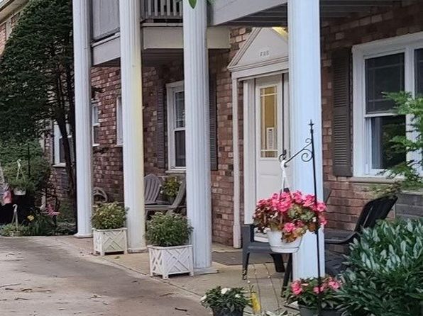 Patchogue NY Condos & Apartments For Sale - 9 Listings | Zillow