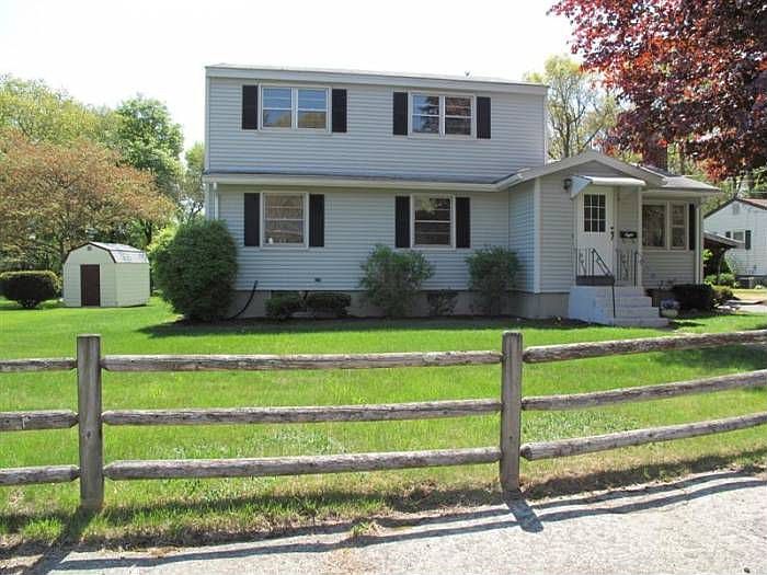 8 Truelson Dr, Randolph, MA 02368 | Zillow