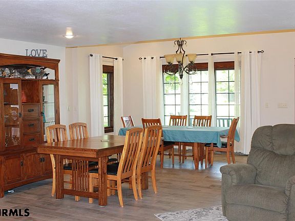 2865 Grandview Rd, Gering, NE 69341 | MLS #24841 | Zillow
