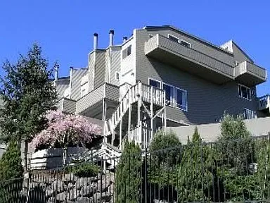 3605 NE 155th St Seattle WA | Zillow