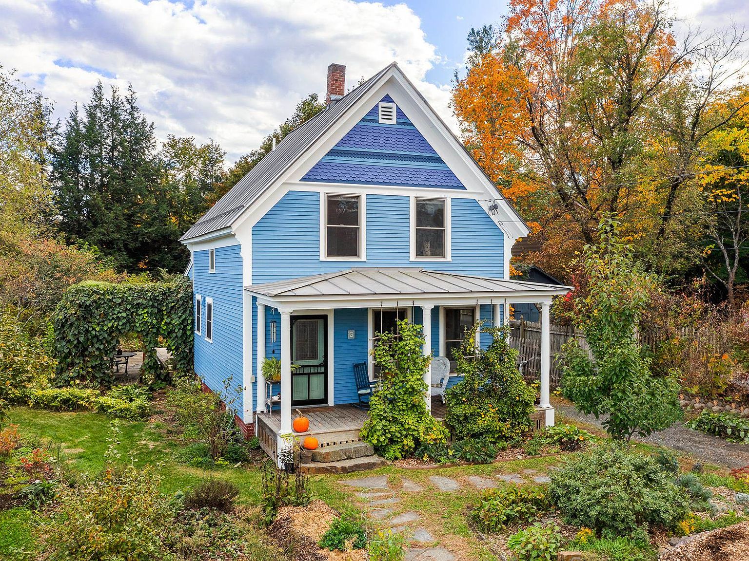 76 Hawthorn Street, Wilder, VT 05088 | Zillow