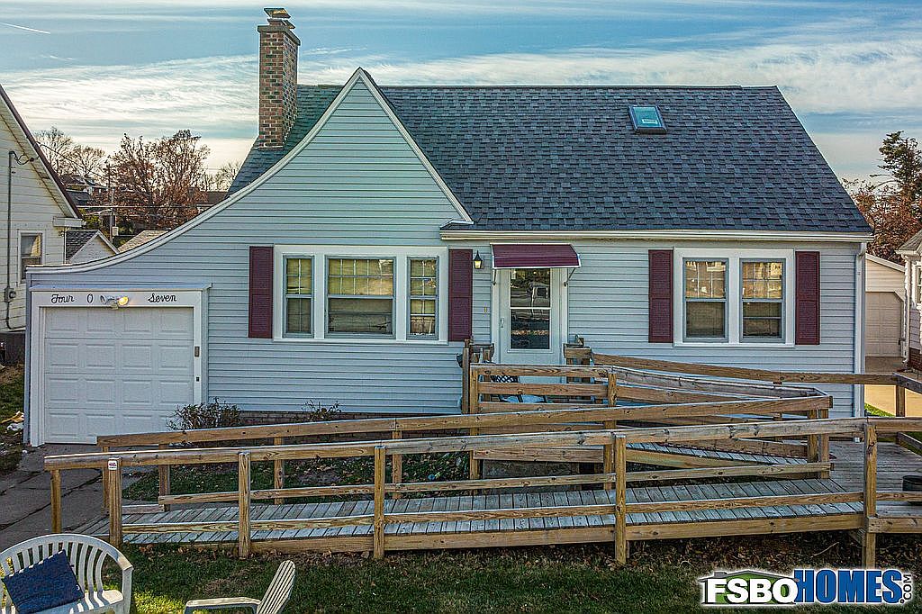 407 Dunreath Dr NE, Cedar Rapids, IA 52402 | Zillow