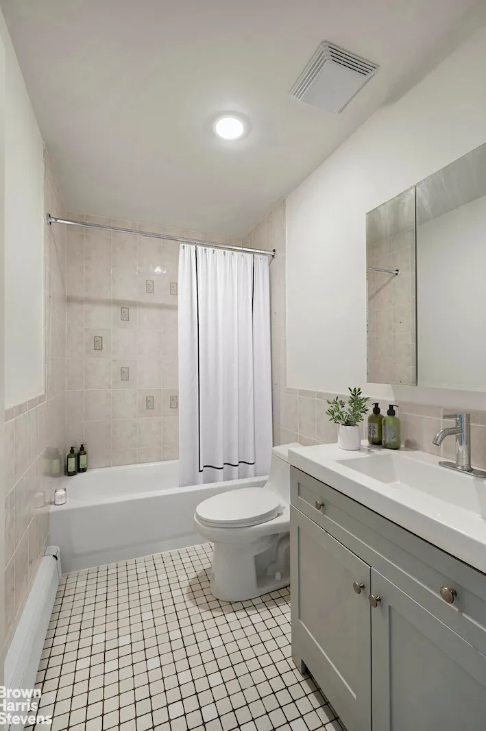 27 Meserole Street #3R in Williamsburg, Brooklyn | StreetEasy