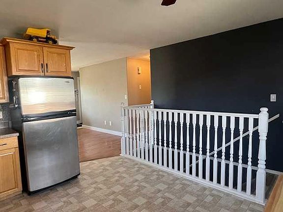 37 W Bjornson Ave, High Level, AB T0H 1Z0 | MLS #A2145785 | Zillow